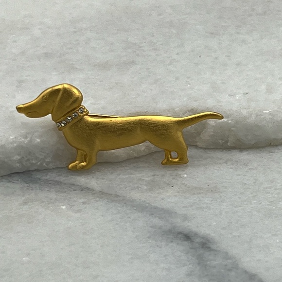 Jewelry | Nwot Gold Daschund Dog With Crystal Collar Brooch Pin | Poshmark